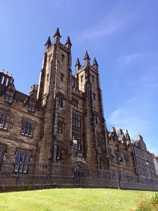 Gizem + Tarih = Edinburgh - Türkiye'nin Yeni Kadın Moda Dergisi - NYXmag